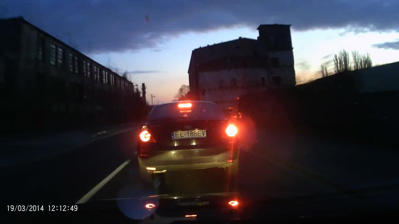 EL 188EV - Oceń kierowcę! - tablica-rejestracyjna.pl